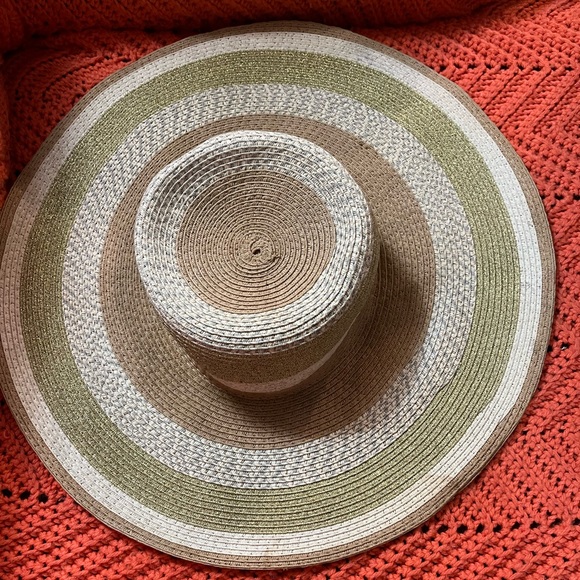 Source Unknown | Accessories | Ladies Nice Floppy Sun Hat Source ...